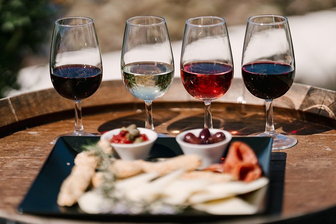 Wine Tour Santorini - Meet Your Guide: Expertise and Engagement