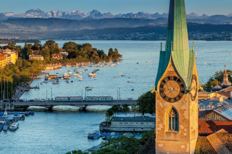 Zurich: Audio Guided City Tour and Train to "Top of Zurich" - Meeting Point