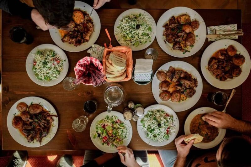 7 Day Hawaii Tour! - Day 5: Animals and Local Cuisine