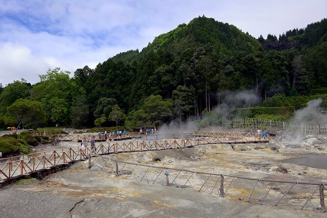 Adventure in the Furnas, With Volcanoes, Lagoons and Tea Plantations - Unraveling the Azores Cultural Tapestry