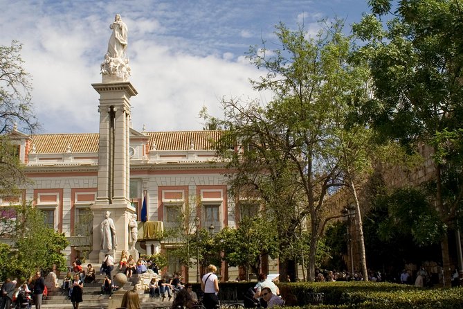 Alcázar and Jewish Quarter Guided Walking Tour in Seville - Traveler Reviews and Ratings