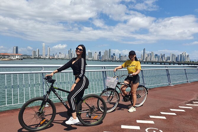 Bike Tour Panamá City and the Old Town - Logistics and Inclusions