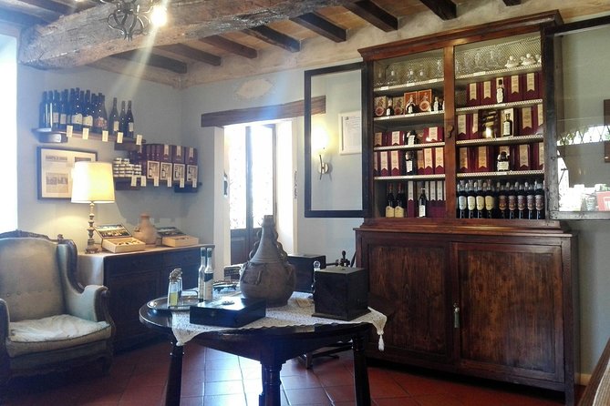 Centenary Balsamic Vinegar of Modena - Acetaia Tour & Tasting - Personalized Attention From the Staff