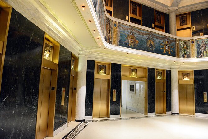 Chicago Walking Tour: Historic Skyscrapers - Tour Logistics and Accessibility