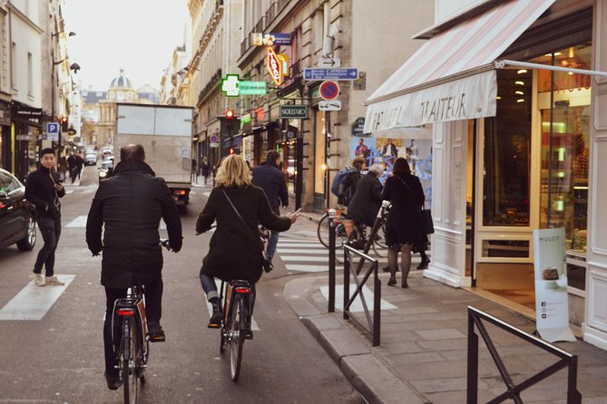 City Bike Tour on a Dutch Bike - Exploring the City by Bike
