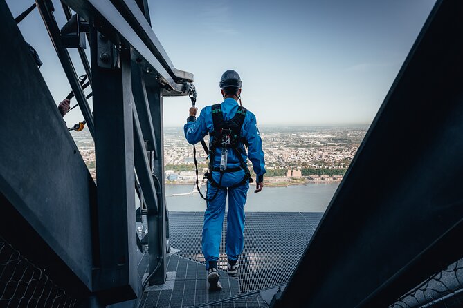 City Climb: The Ultimate Skyscraping Adventure at Edge - Recommendations for a Successful Climb