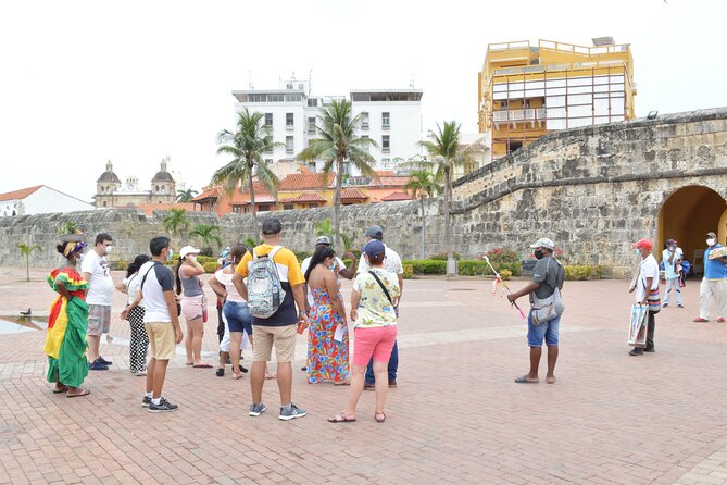 City Tour in Chiva Through the City of Cartagena - Chocolate Factory and Emerald Store