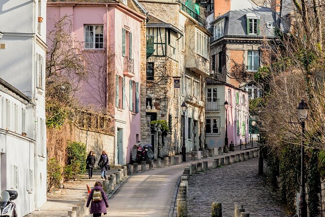 Devour Paris Food Tour : Montmartre Like a Local - Meet Your Local Guide
