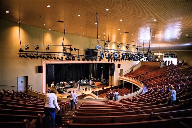 Discover Nashville City Tour with Entry to Ryman & Country Music Hall of Fame - The Sum Up