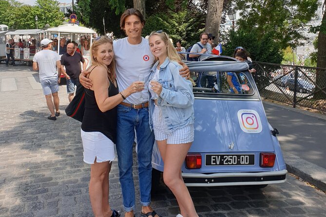 Discovery of Montmartre in a 2CV - 45 Min - Tour Highlights and Attractions