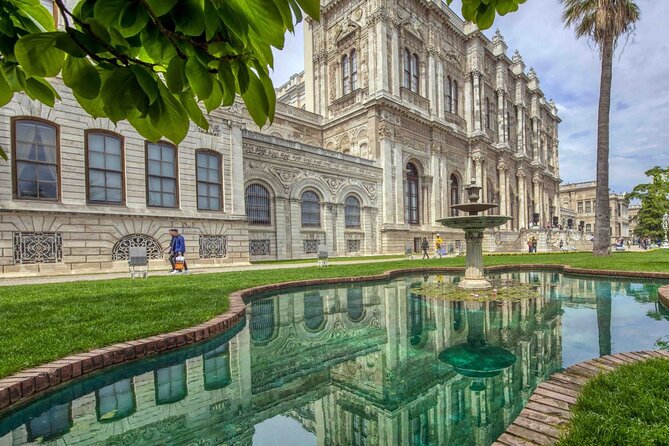 Dolmabahçe Palace Group Tour & Sunset Cruise - Tour Specifications and Accessibility