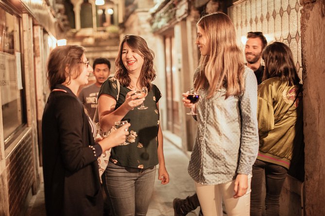Drinks & Bites in Venice Private Tour - Navigating Challenges: Weather and Flooding