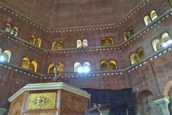Entrance Torrazzo + Baptistery Review - Highlights of the Torrazzo