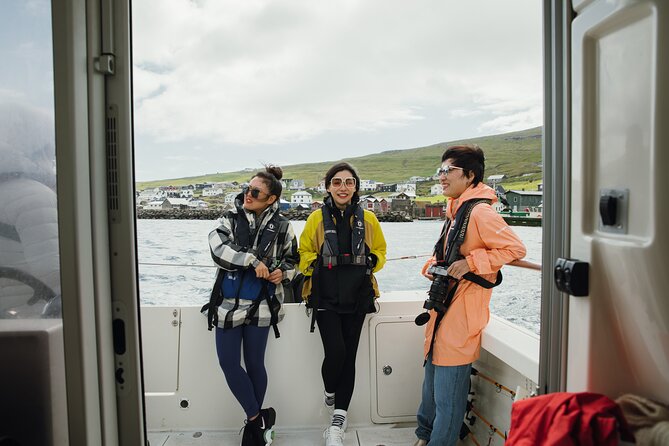 Exclusive 1,5 Hour Drangarnir Boat Tour - Host Responses