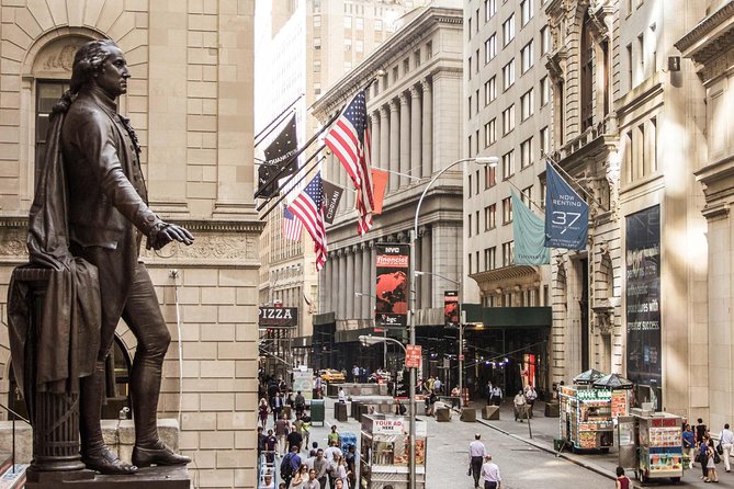 Financial Crisis Tour With a Finance Professional - Discovering Wall Streets Darkest Moments
