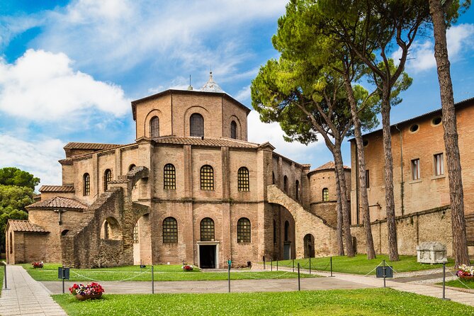 From Bologna or Ravenna Guided Tour of the Mosaics in Ravenna - Inclusions and Accessibility