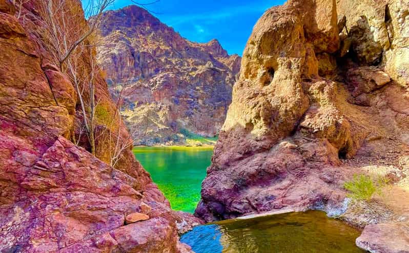 From Las Vegas: Hoover Dam Kayak Trip with 6 Hot Springs - Who Should Consider This Tour?