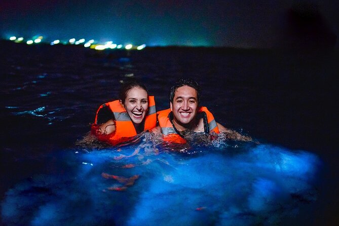 Full Day Adventure Isla Barú + Mangroves + Snorkeling + Bioluminescent Plankton - Snorkeling in the Pristine Waters