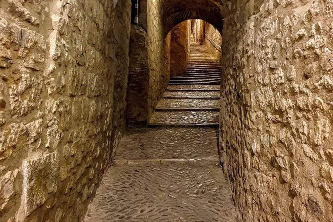 Girona Private History Tour - Pricing and Group Size Details