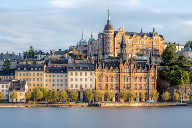 Golden Hour Photo Walk in the Heart of Stockholm - Capturing the Golden Hour