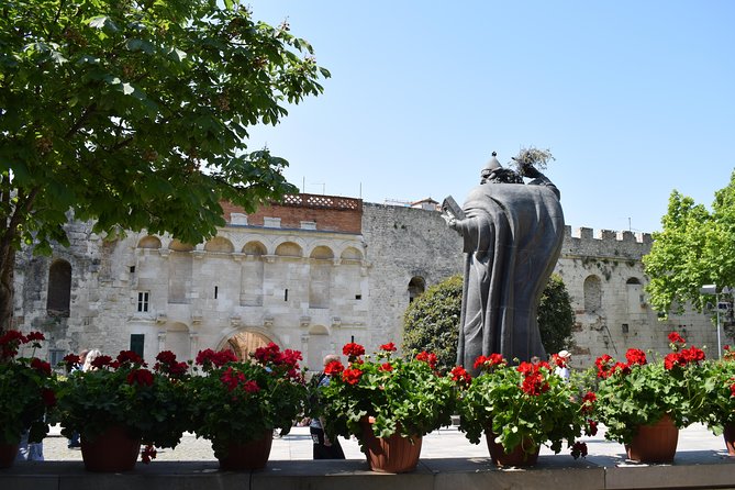 Grand Split Walking Tour With Diocletians Palace - Exploring Diocletians Palace