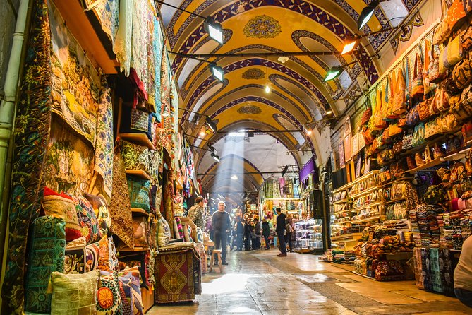 Hagia Sophia, Hippodrome & Blue Mosque and Grand Bazaar Guided Tour - Exploring Hagia Sophia