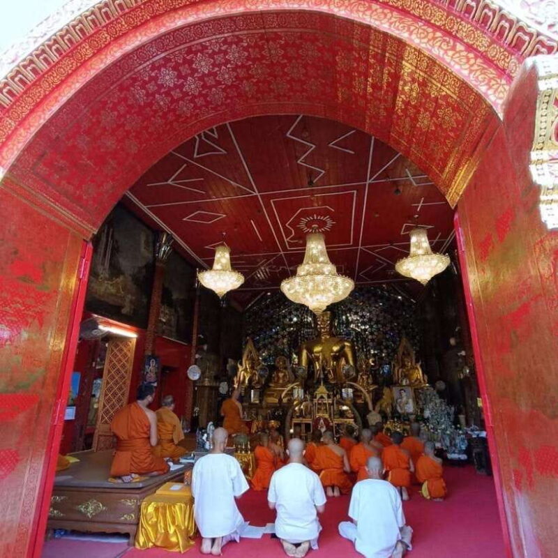 Half Day Morning Wat Pha Lat & Wat Phra That Doi Suthep Tour - Tips for Making the Most of the Tour