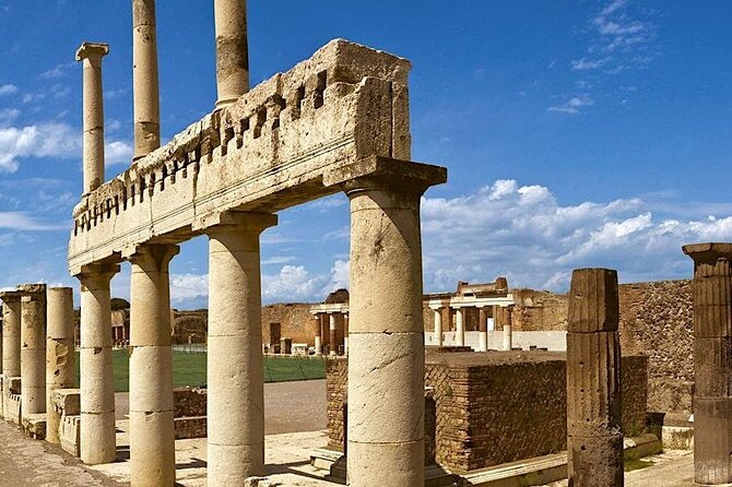 Half-Day Tour to Pompeii Archaeological Park From Salerno - Exploring the Preserved Ruins of Pompeii