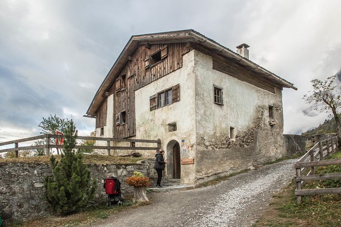 Heidiland and Liechtenstein Tour From Zurich - Exploring Vaduz, Liechtenstein