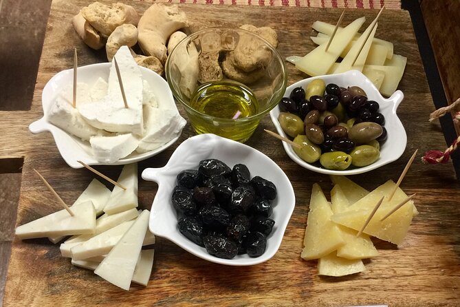 Heraklion Food Stories Walking Tour With 8 Local-Favorite Stops - Promoting Sustainability and the Local Economy