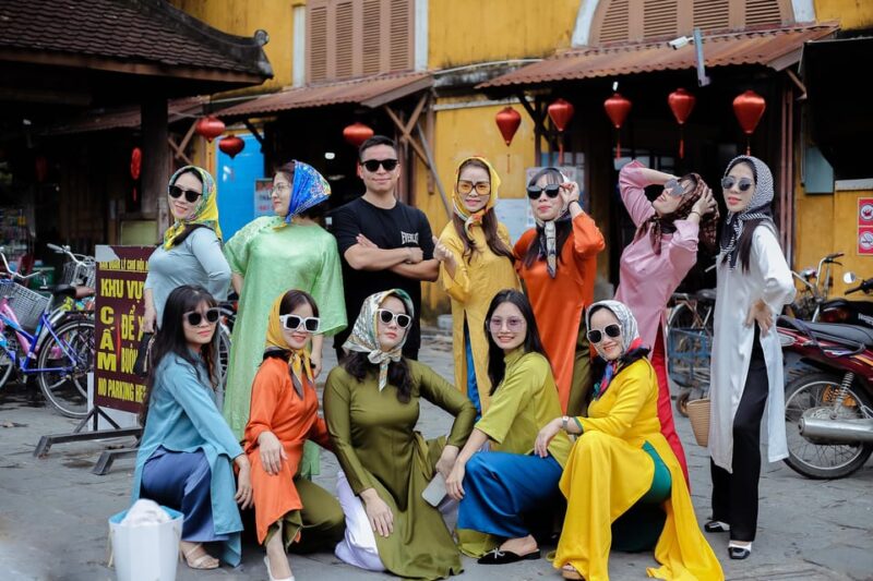 Hoi An/Da Nang: Private Photoshoot & Guided Walking Tour - Practical Details and Tips