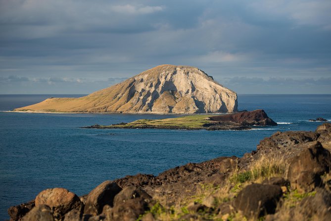 Honolulu Sea-Cliff With Sunset Photo Adventure - What to Expect on Your Adventure