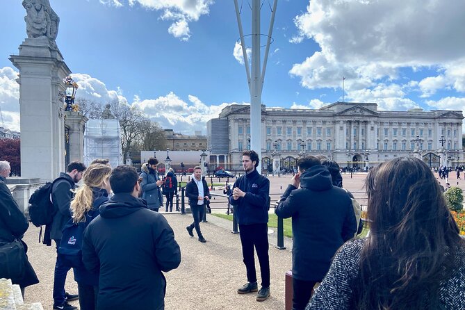London: Landmarks Walking Tour - Accessibility and Special Considerations