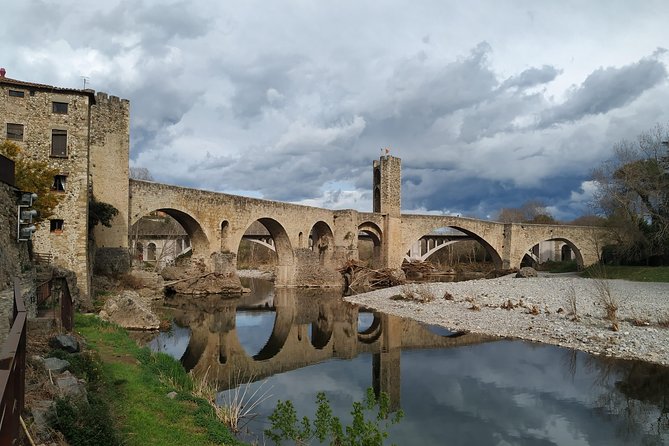 Medieval Villages & La Garrotxa Volcanic Zone Hiking. Small Group Tour - Reviews and Recommendations