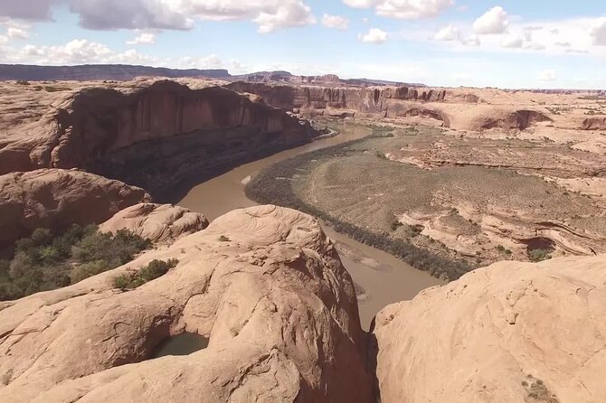 Moab Private 4x4 Tour On Hell's Revenge - Practical Details and Tips