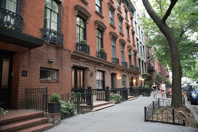 New York Private Walking Food Tour With Secret Food Tours - Accessibility and Comfort
