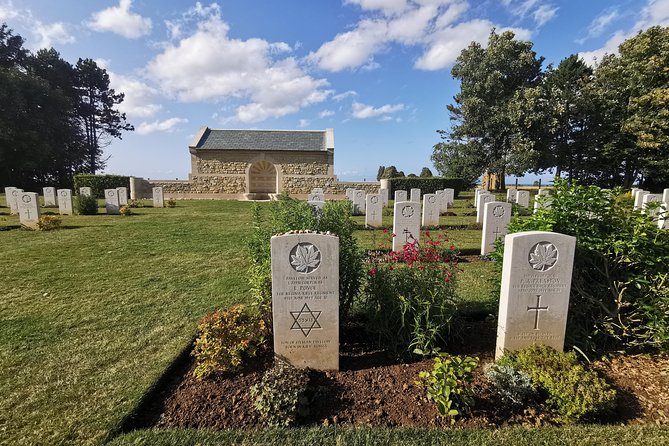 Normandy Landing Beaches Private Day Tour From Paris - Meeting and Pickup Information