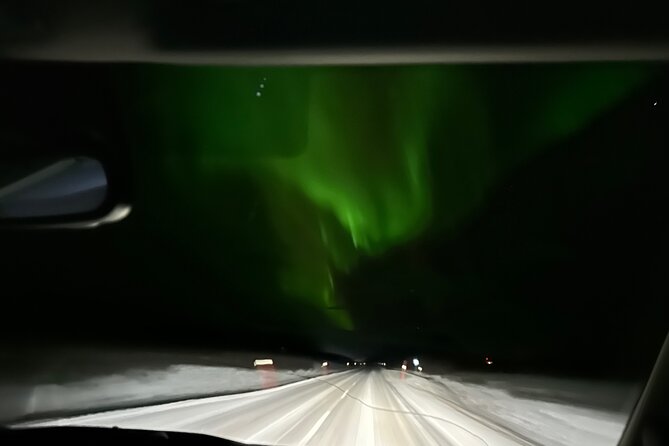 Northern Light Hunt With Minibus Review - Tour Highlights and Inclusions