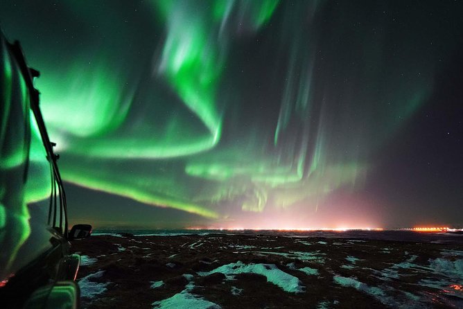 Northern Lights Private Super Jeep Tour With Photos - Professional Photography Services