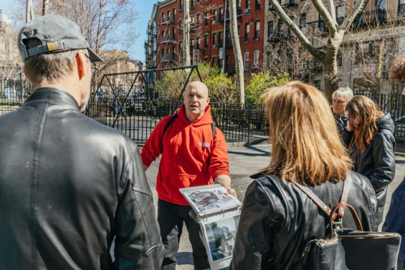 NYC: Culture and Flavor of the Lower East Side Foodie Tour - Starting Point and First Stops