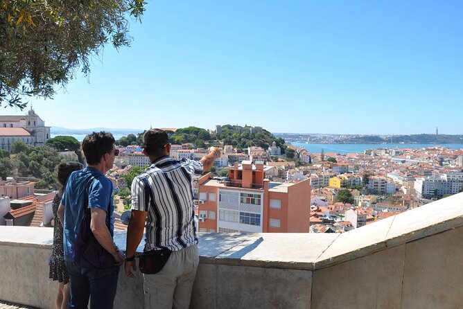 Old Lisbon Fado Experience With Alfama Walking Tour - Guest Feedback and Ratings