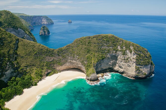 One Day Private Tour East & West Nusa Penida by Penidago - FAQs