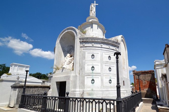 One Hour Saint Louis Cemetery Number One Walking Tour - Experience New Orleans Unique History