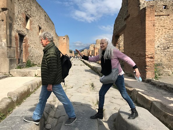 Pompeii, the Lives of the Ancients W/ Ticket Included - Embracing the Personalized Attention of the Pompeii Tour