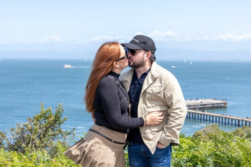 Portrait Session at Golden Gate Bridge SF - Who Should Consider This Experience?