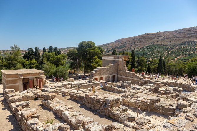 Private Full-Day Knossos-Lasithi Plateau-Cave of Zeus - Local Cuisine and Cultural Experiences