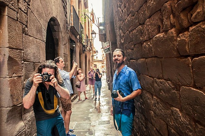 Private Photography Walking Tour With a Local - Tour Logistics and Meeting Details