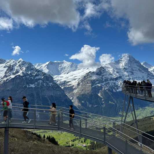 Private Tour Lucerne - Interlaken - Grindelwald - Lauterbrunnen - Memorable Moments