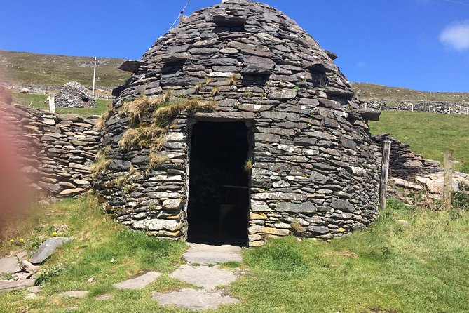 Private Tour of Dingle and Slea Head With Accredited Guide - Customizable Tour for Solo Travelers, Couples, and Small Groups