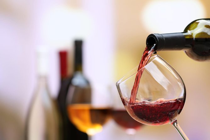 Quinta Da Regaleira and Wine Tasting in Sintra * All Inclusive - Electric Trip Between Praia Das Maçãs and Sintra